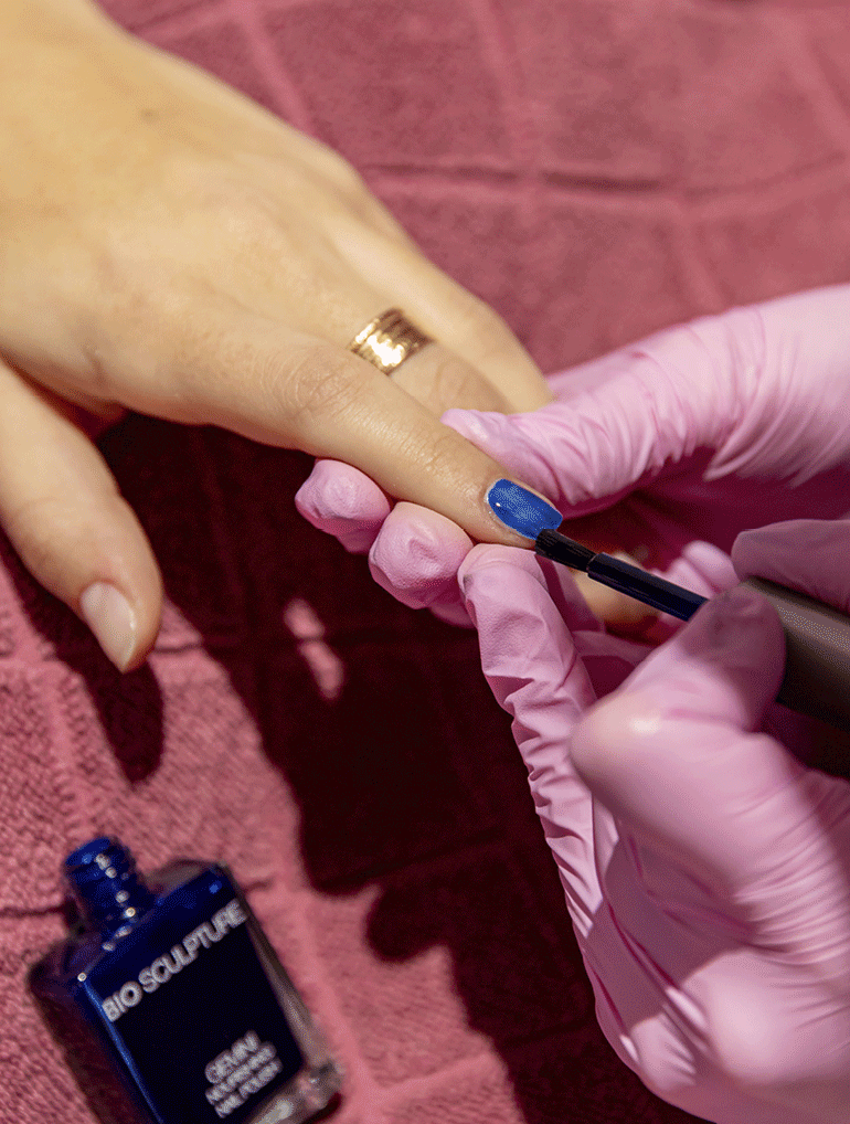 Sloane Street How to: DIY manicure | Harriet Westmoreland- Sloane Street